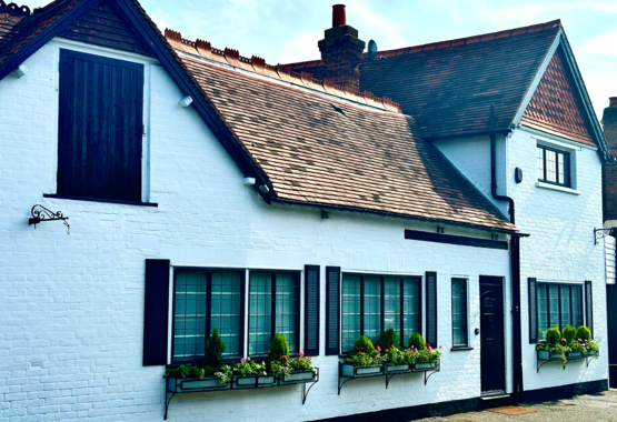 Luxury Hotels on the River Thames | Bray Holiday Cottages
